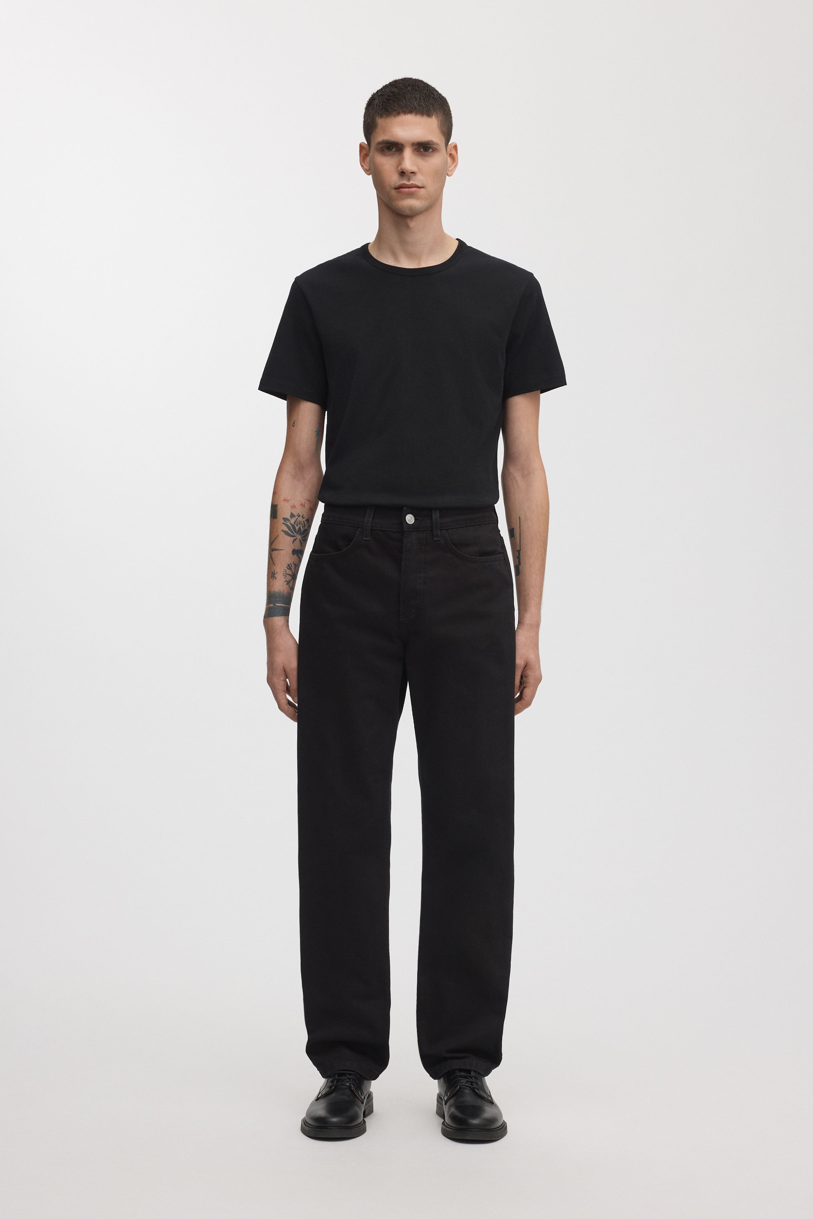 Black Washed Loose Jeans | Organic Cotton Denim | Asket