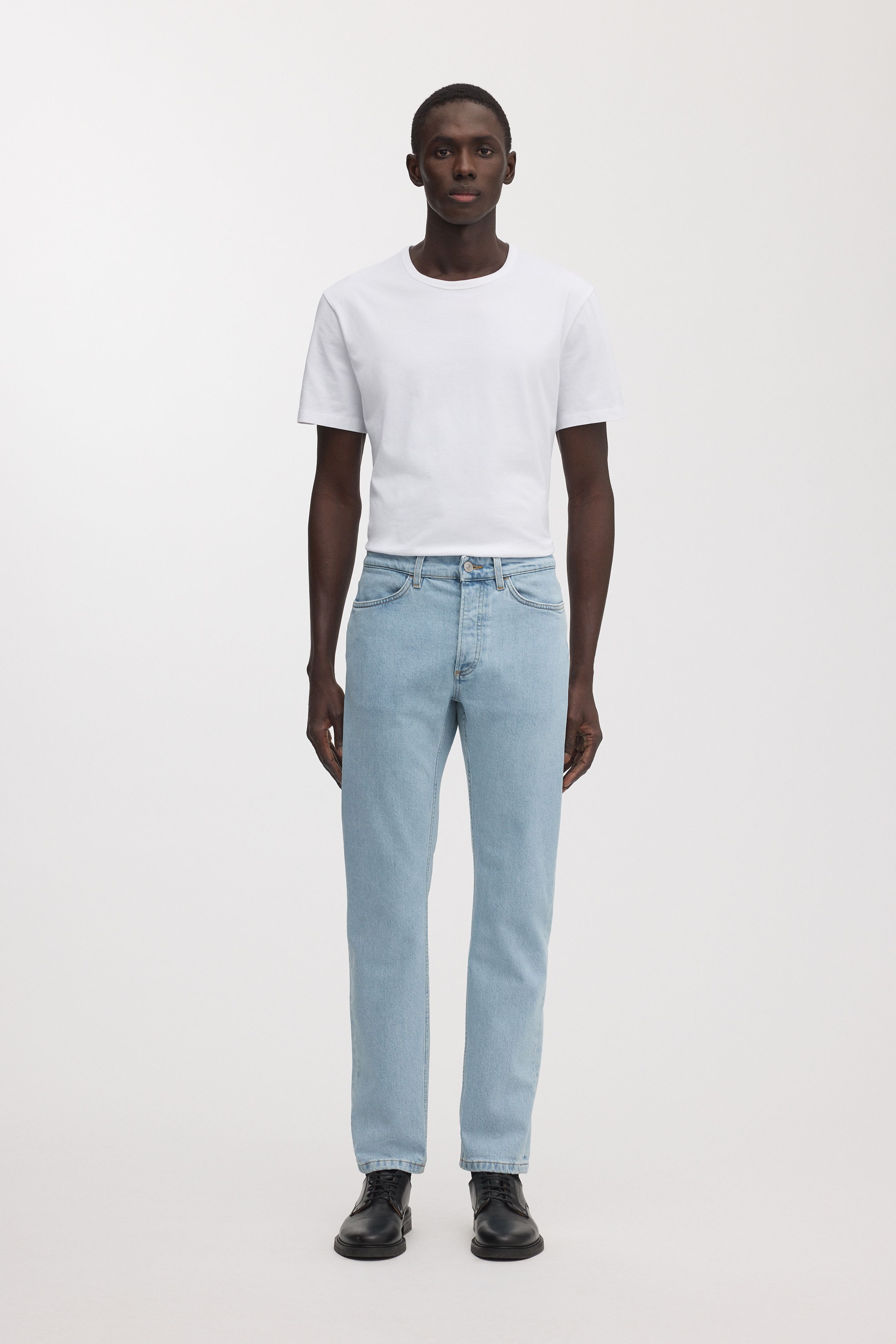 Light Blue Washed Slim Jeans | Organic Cotton Denim | Asket