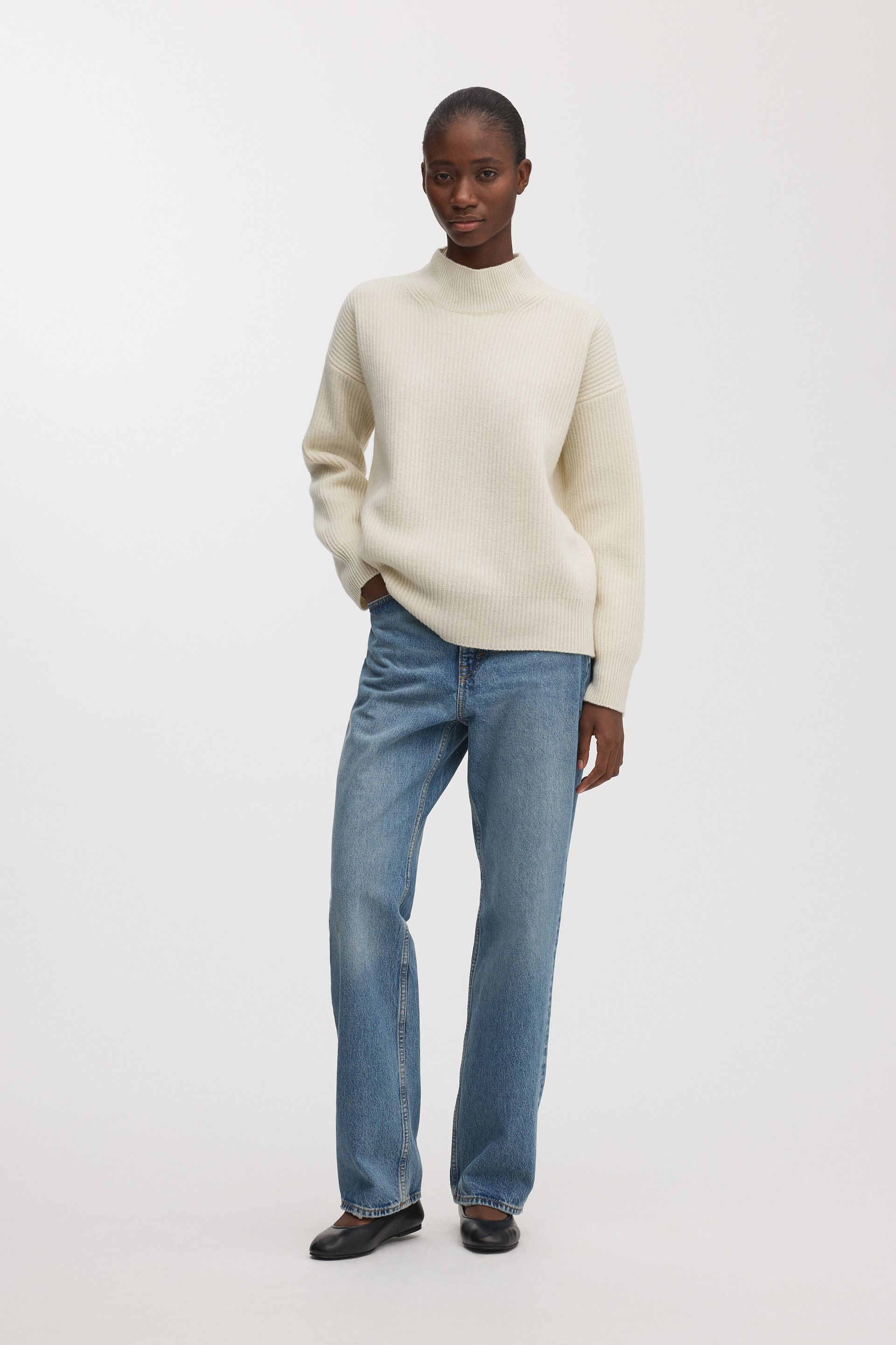 Creme Mock Neck Sweater | 100% Recycled Wool | Asket